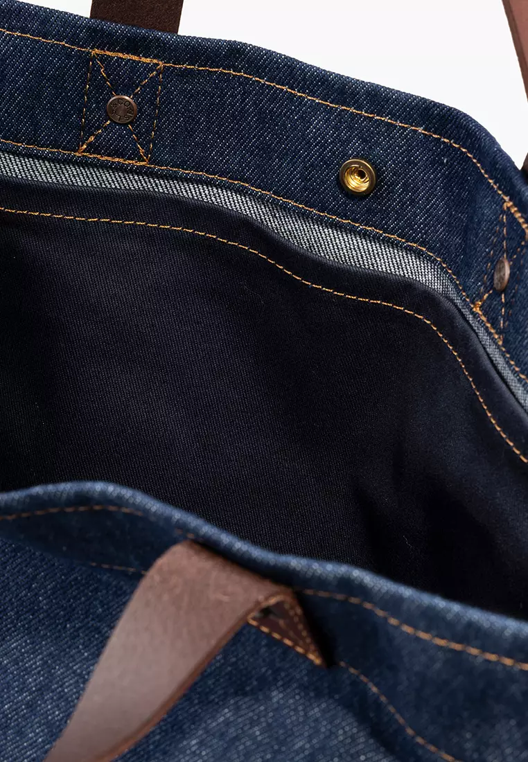 Buy Levi's Men's Heritage Tote 002GX-0001 2026 Online | ZALORA