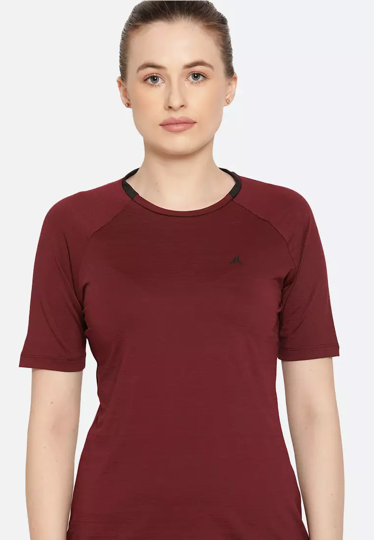 Fitleasure Maroon Workout/Training Athletic Top 2025 | Buy Fitleasure ...