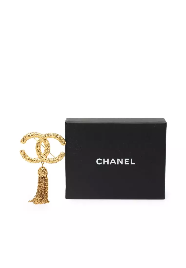 Buy CHANEL Pre-Loved Chanel Gold Plated Cc Logo Tassel Lava Fringe ...