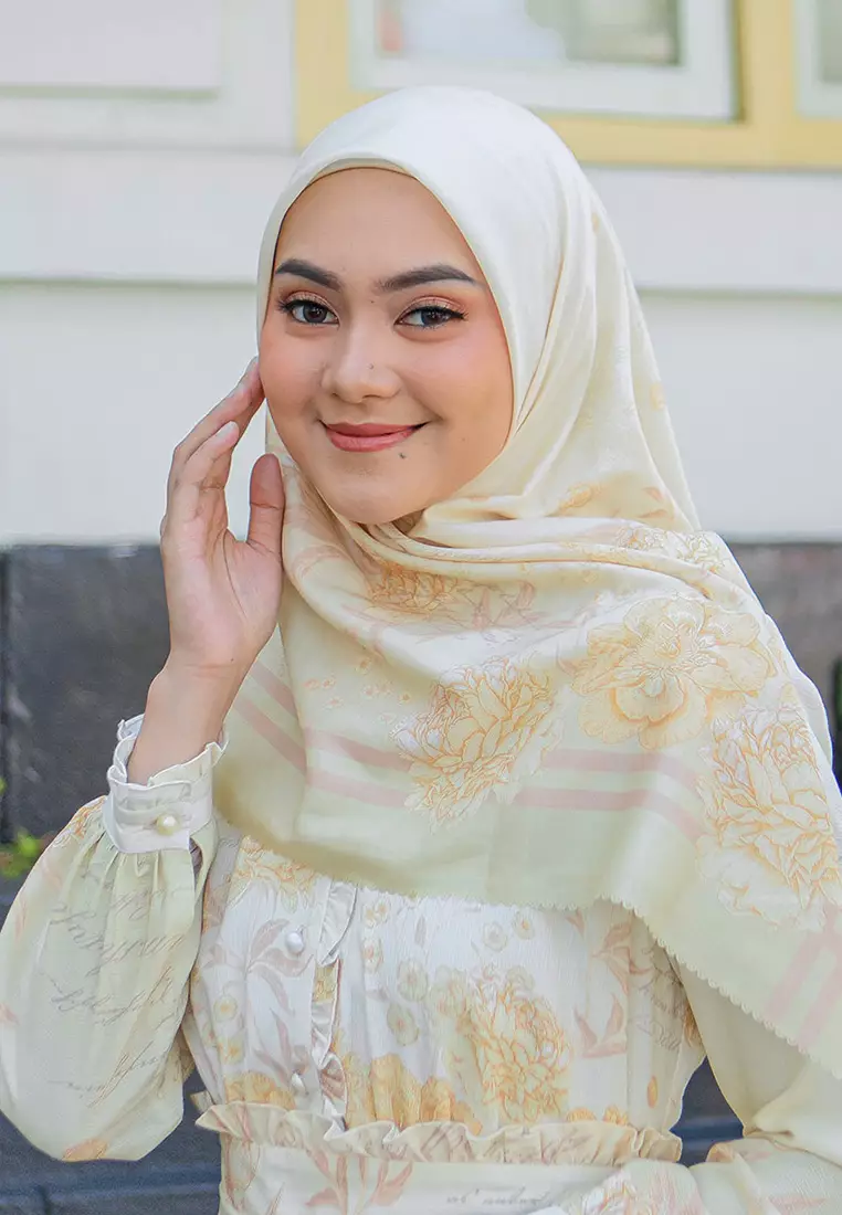 Jual NAWASANA Jihan Voal Scarf Original 2025 | ZALORA Indonesia