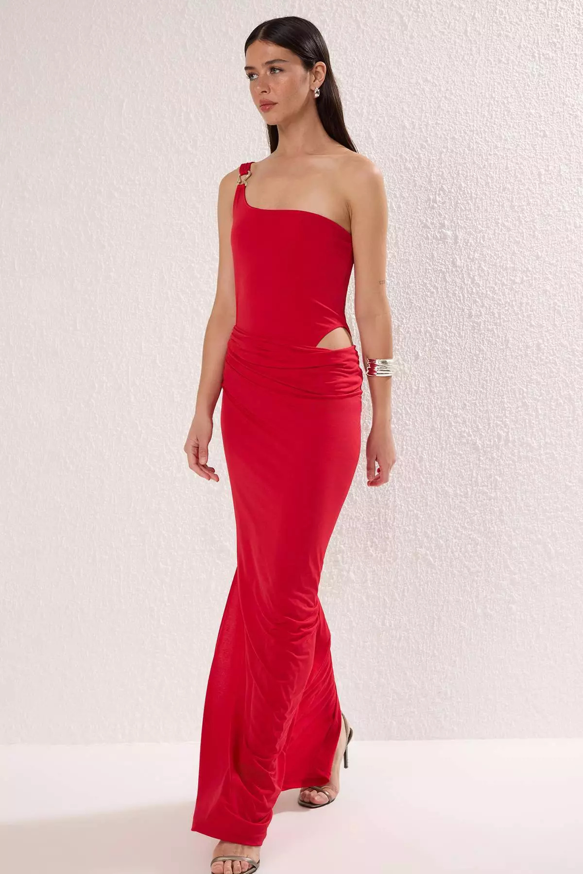 Buy Trendyol Red Body Fitting Accessory Detail Low Back Long Evening ...