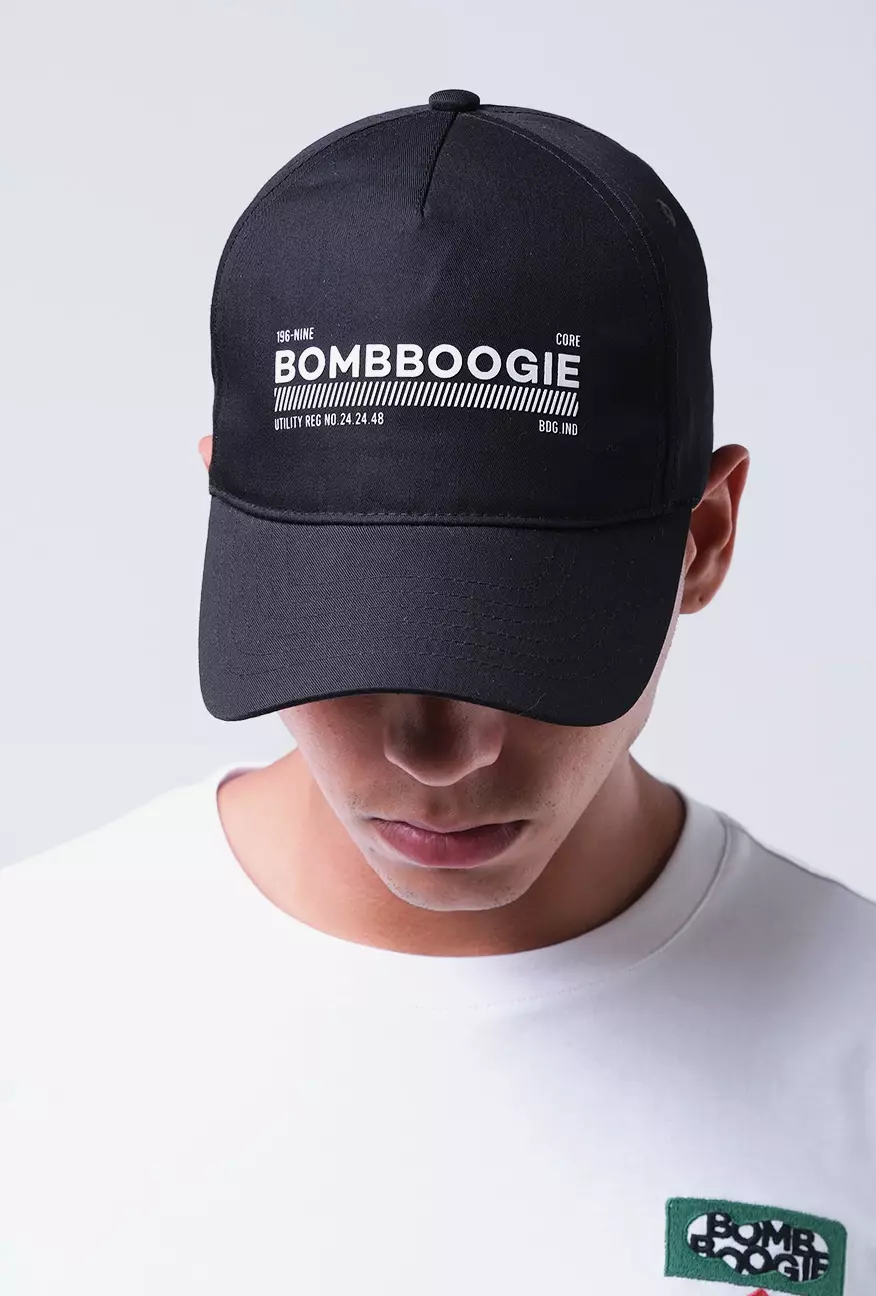 Jual Bombboogie Bombboogie Topi Miguel Black Original 2025 | ZALORA Indonesia