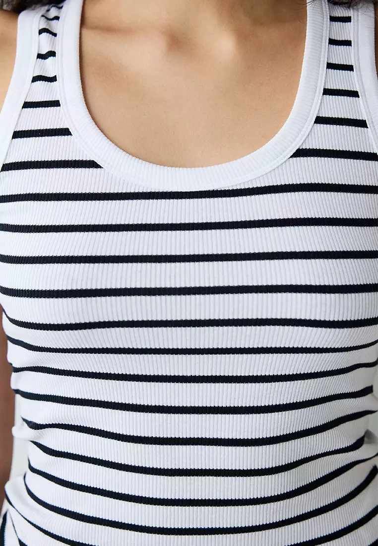Jual Penti Basic Stripe Optic Top Original 2025 | ZALORA Indonesia