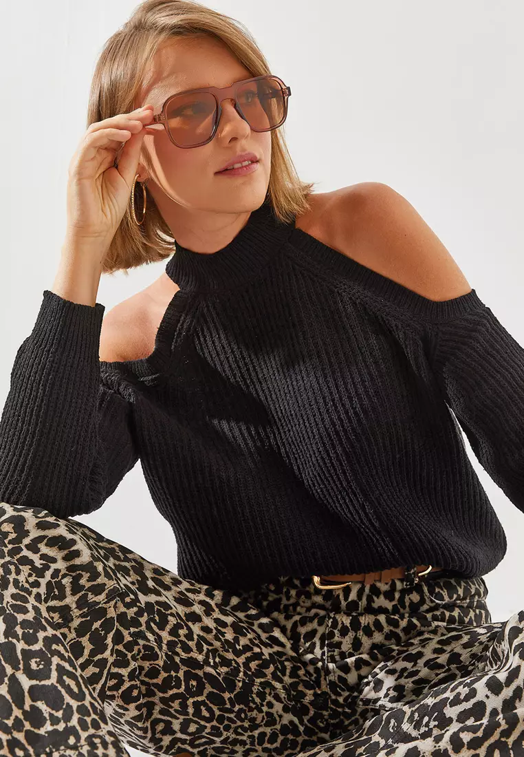 Buy Bianco Lucci Cold Shoulder Knit Top 2025 Online | ZALORA Philippines