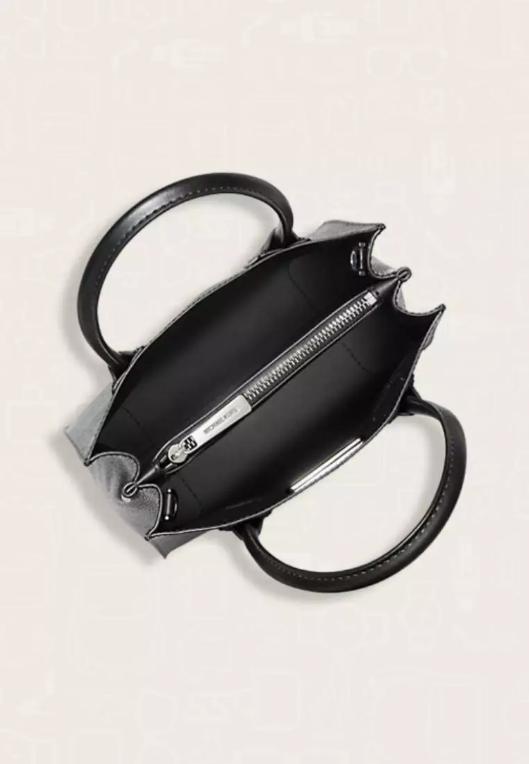 Jual Michael Kors Michael Kors Mercer Medium Logo and Leather Accordion ...