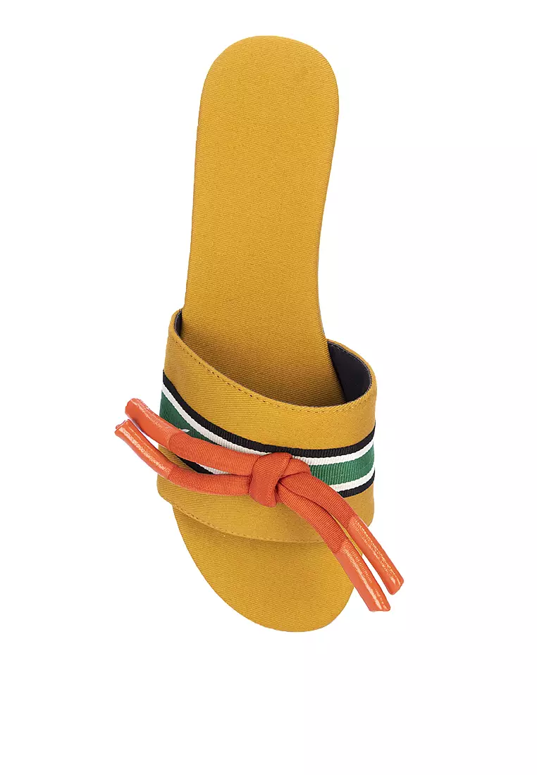 buy-daily-schedule-new-york-knot-flat-slides-2023-online-zalora
