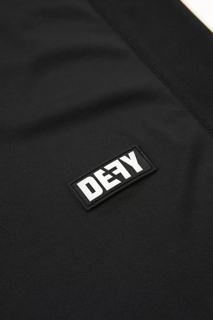 Jual Defy The Brand APEX ACTIVE SINGLET- Black Original 2024 | ZALORA ...