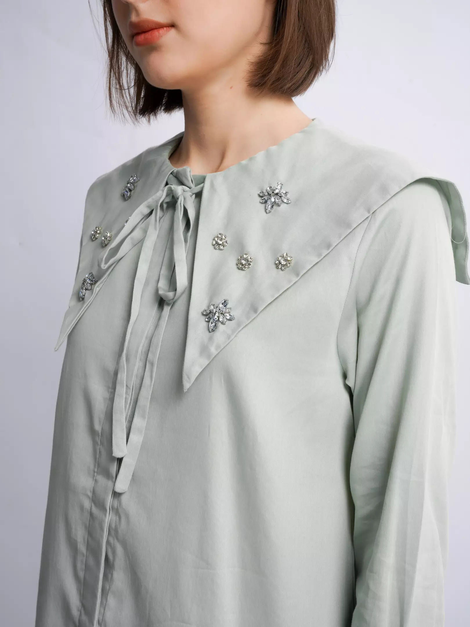 Jual Aleza Aleza - Reyline Shirt Desert Sage Original 2024 | ZALORA ...