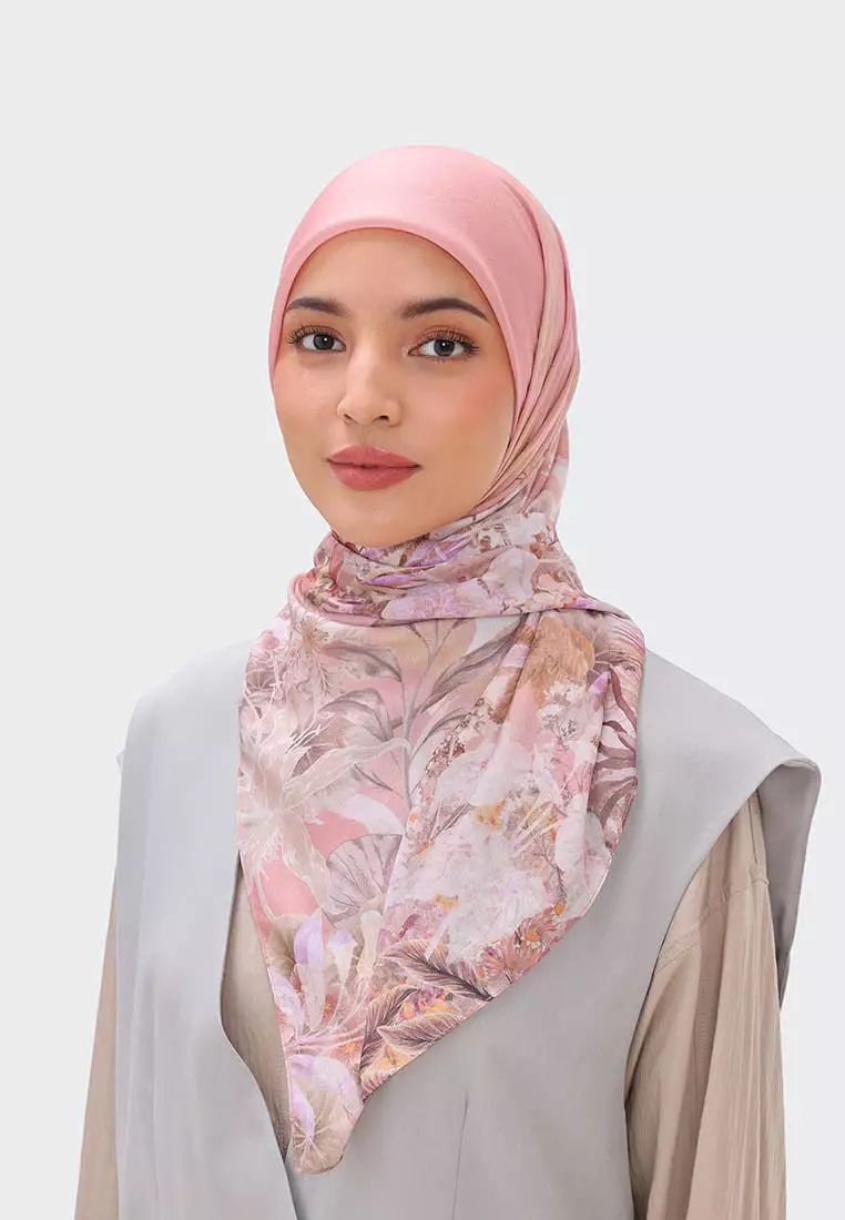 Jual Riamiranda Ria Miranda Peach Haurisa Scarf Original 2025 | ZALORA Indonesia