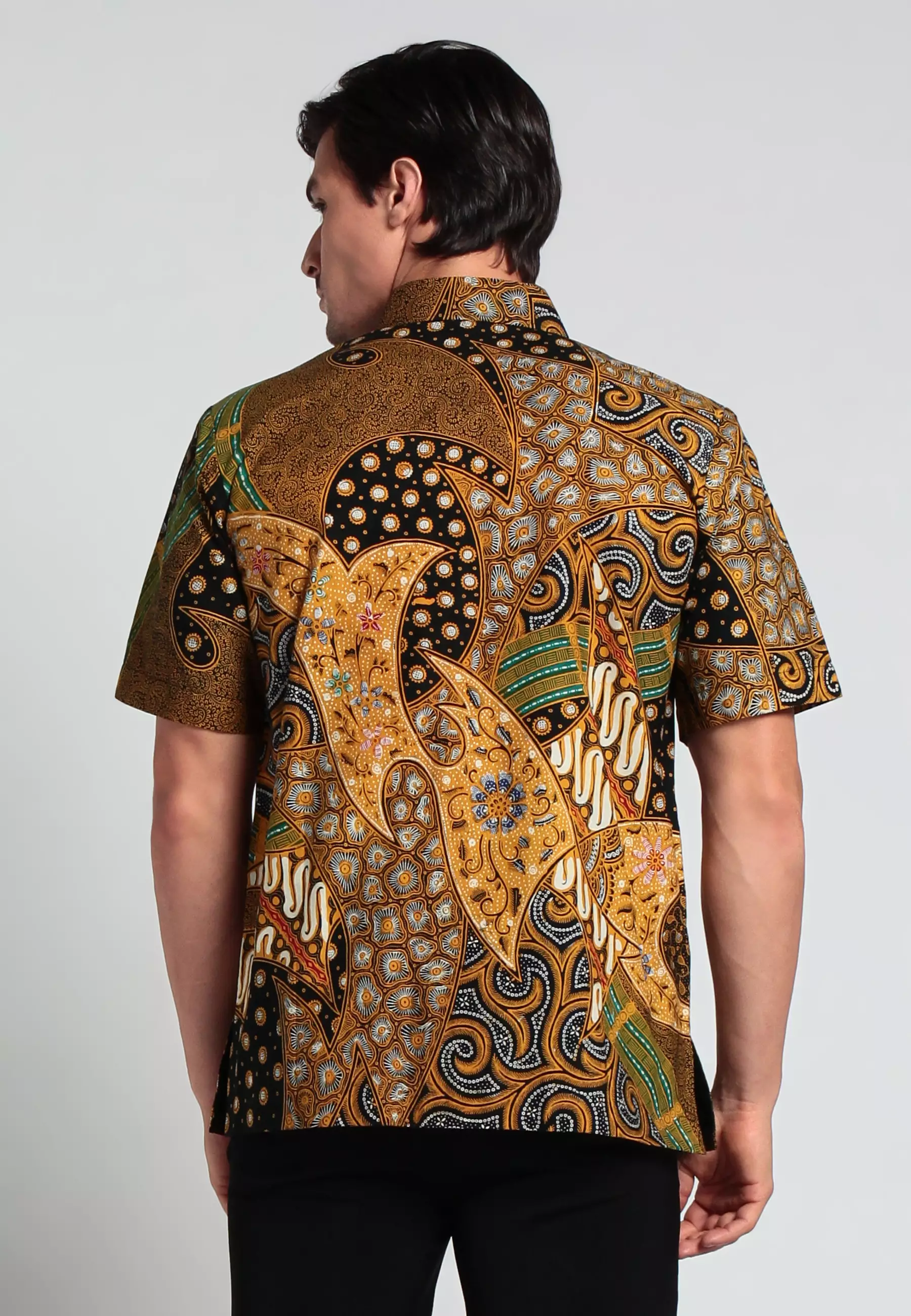 Jual BATIK RIZQINA Rama wijaya lengan pendek slimfit Original 2024 ...