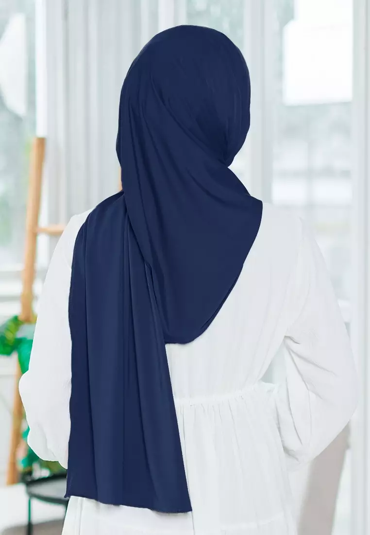 Jual Cantik Kerudung QILA INSTAN - NAVY Original 2024 | ZALORA Indonesia