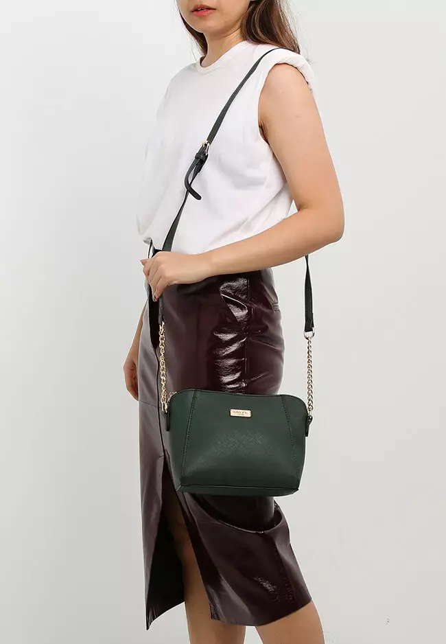 Unisa Saffiano Sling Bag With Metal Chain Strap 2025 | Buy Unisa Online ...