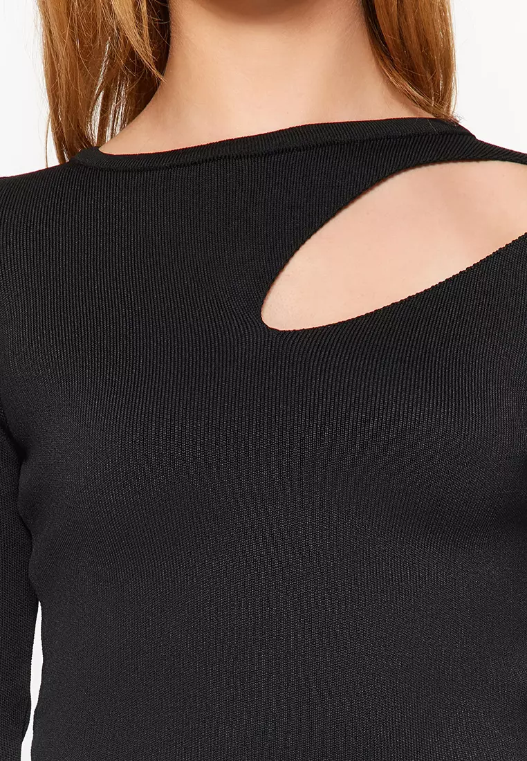 Jual Trendyol Cut Out Rib Top Original 2024 | ZALORA Indonesia