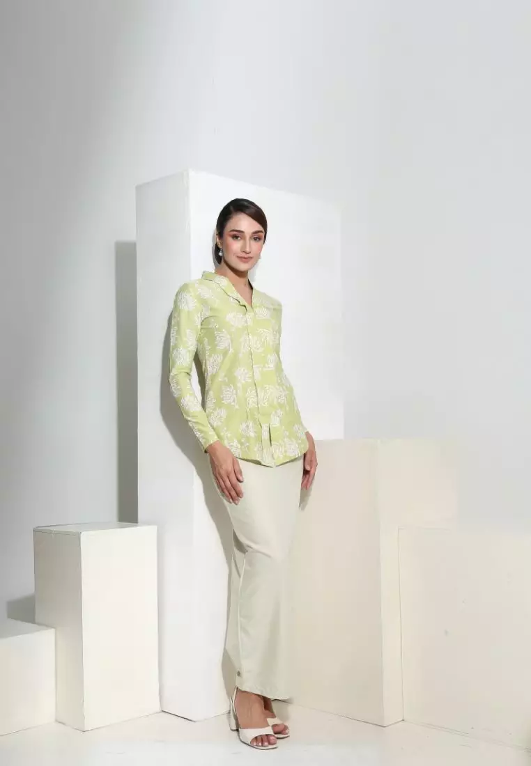 Buy Amar Amran Kebaya Midi Batik Moden Online | ZALORA Malaysia