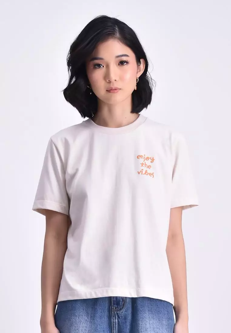 Buy BENCH Women's Boxy Statement Tee 2025 Online | ZALORA Philippines