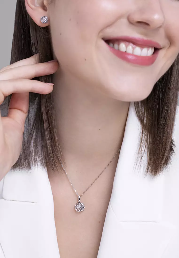 Buy LAZO DIAMOND LAZO DIAMOND Classy Round Dancing Diamond Pendant in ...