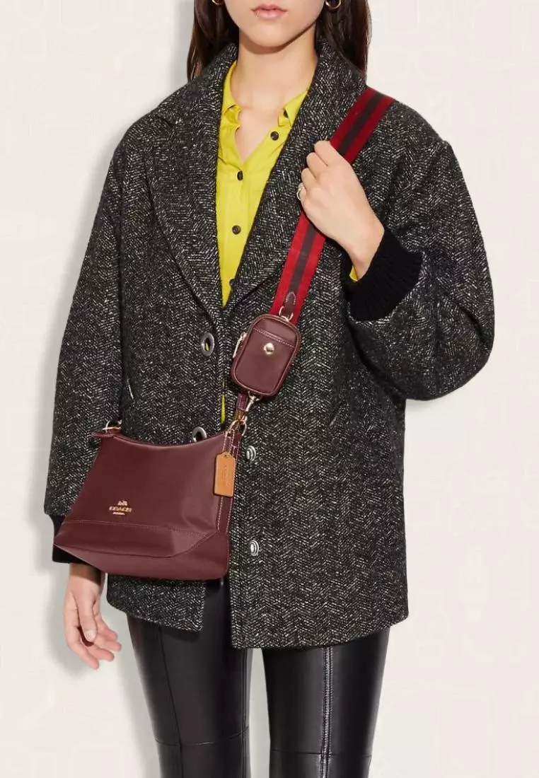 Jual Coach Coach Ellis Shoulder Bag Wine Multi Original 2025 | ZALORA ...