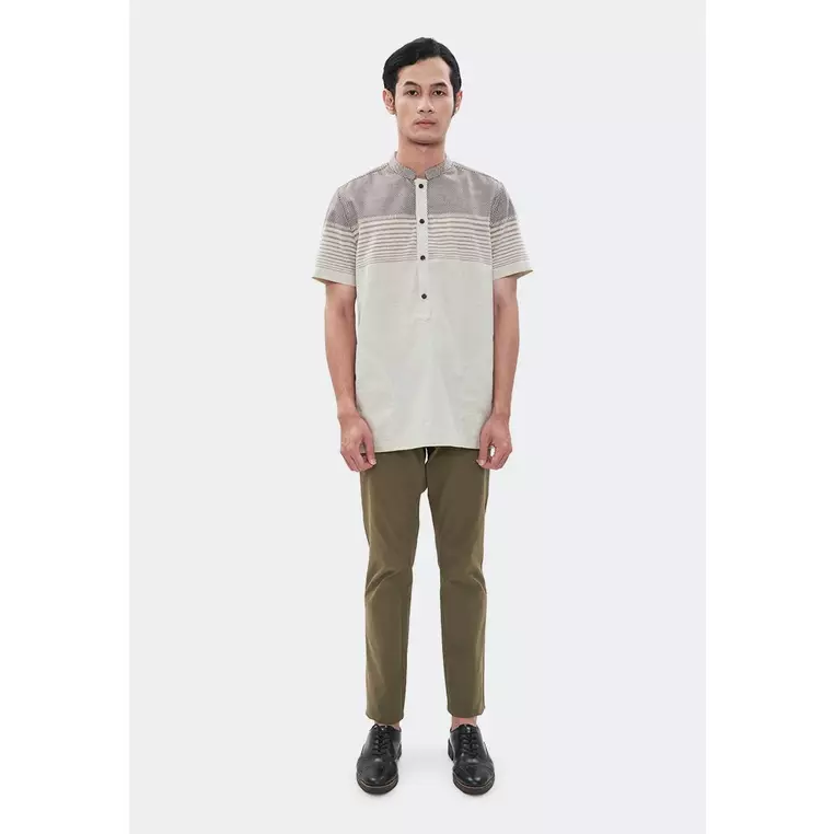Jual MANZONE MANZONE Kemeja koko lengan pendek MADIZ- KHAKI Original ...