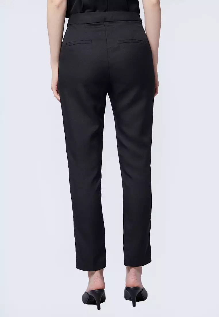 Jual Executive Regular Fit Tapered Pants Original 2024 | ZALORA Indonesia
