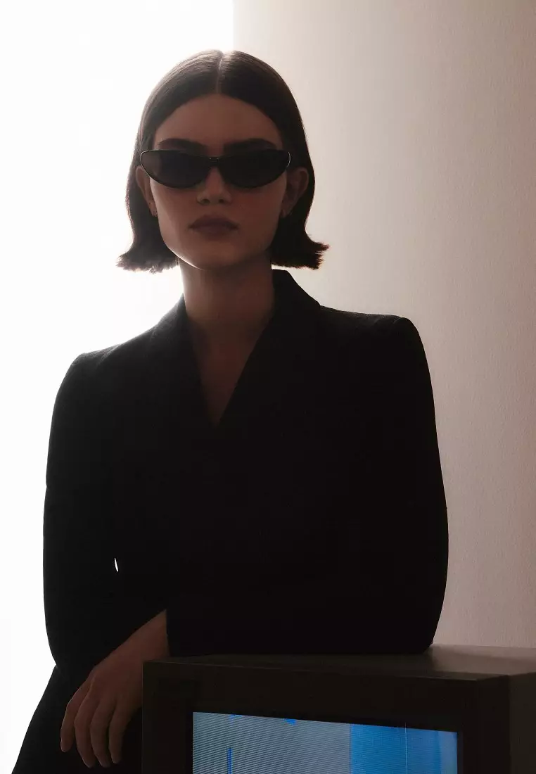 Buy QUAY Quay x Guizio Slate Sunglasses - Black/Smoke 2026 Online ...