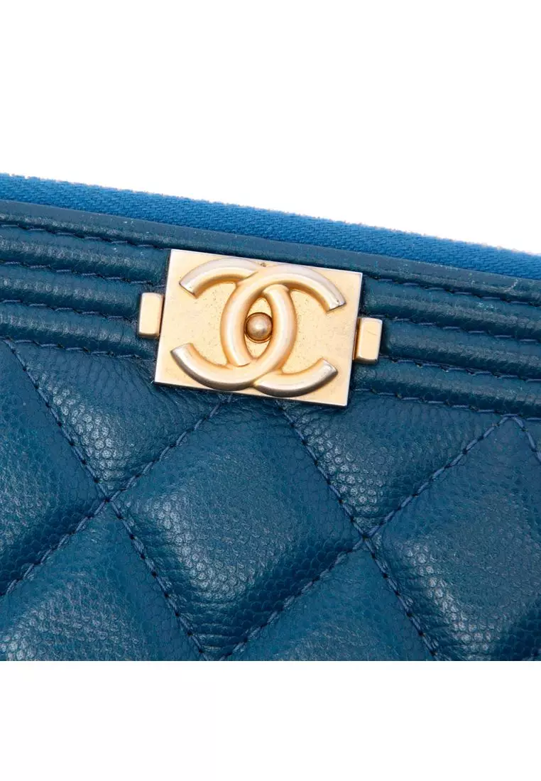 Buy CHANEL Pre-Loved Chanel Medium Quilted Caviar Boy O Case Clutch ...