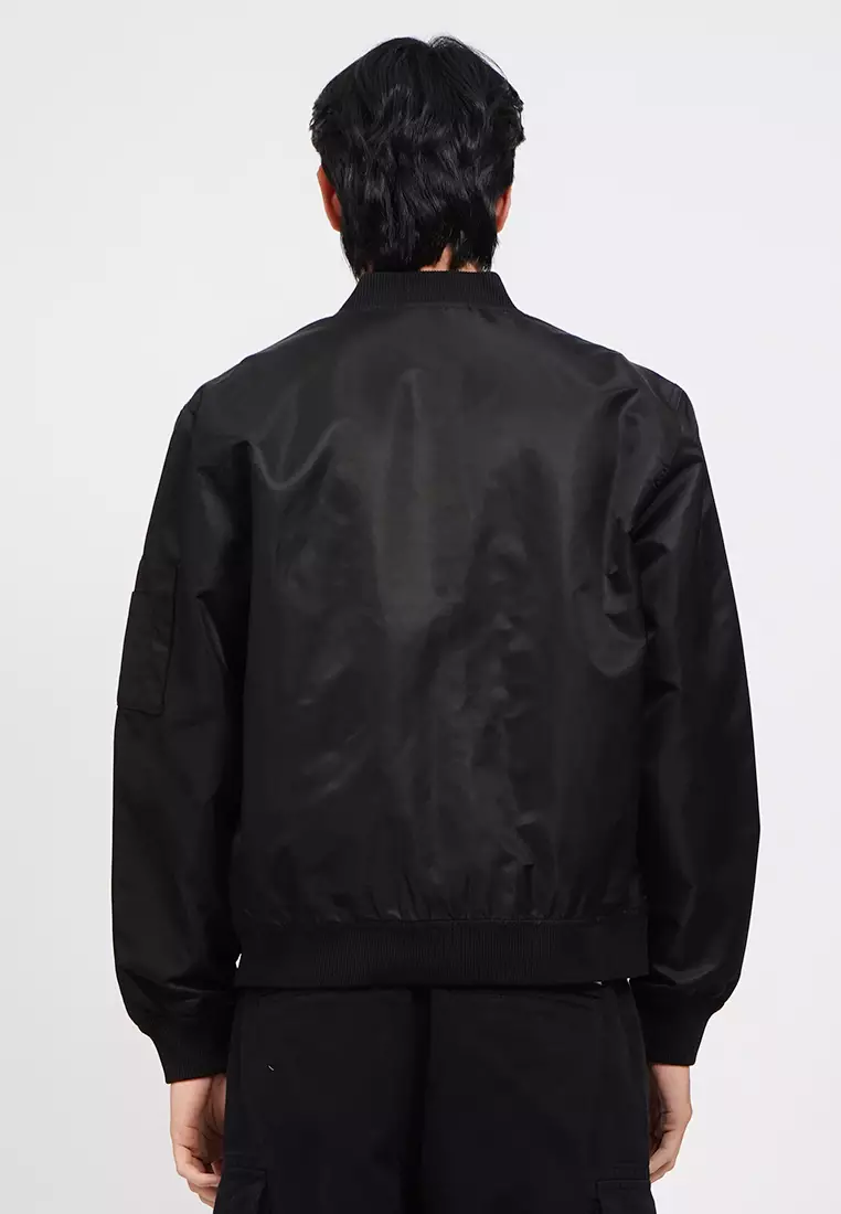Jual Wrangler Jacket Bomber Regular ROB 2A25 Original 2026 | ZALORA ...