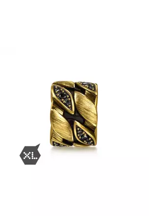 Buy Chow Sang Sang Online @ ZALORA SG