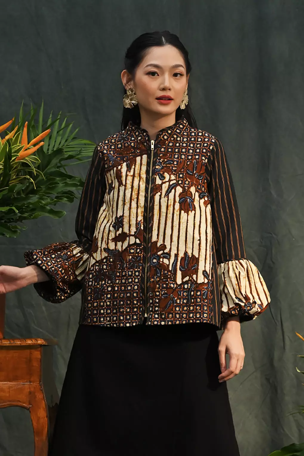 Jual Nona Rara Batik NONA RARA - Viremi Tulis Sogan T3158, Blouse Batik ...