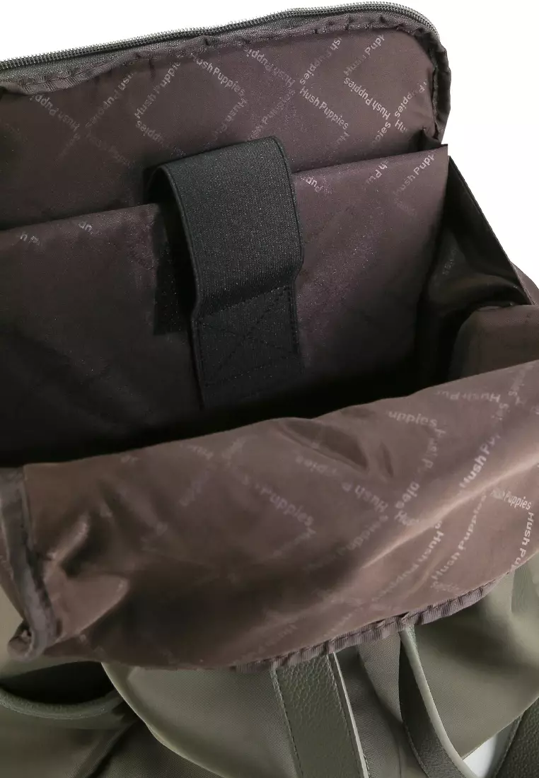 Jual HUSH PUPPIES Aiger Backpack (M) Original 2025 | ZALORA Indonesia