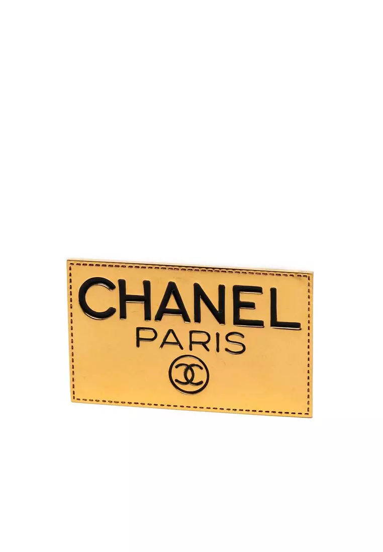 Buy CHANEL Pre-Loved Chanel Gold Plated Logo Plate Brooch 2026 Online ...
