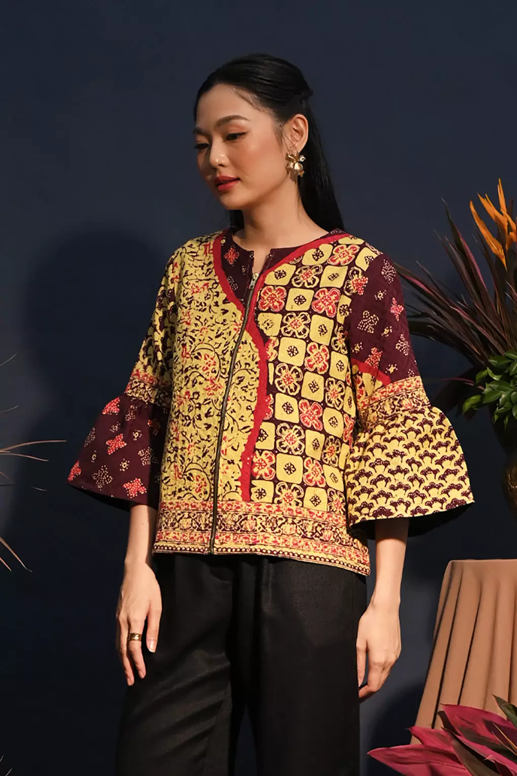 Jual Nona Rara Batik NONA RARA - Vinci Sembagi T3169, Blouse Batik ...
