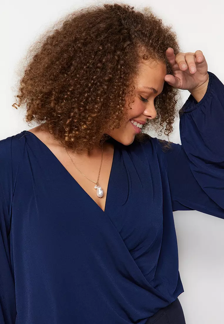 Buy Trendyol Plus Size Balloon Sleeve Blouse 2025 Online | ZALORA ...