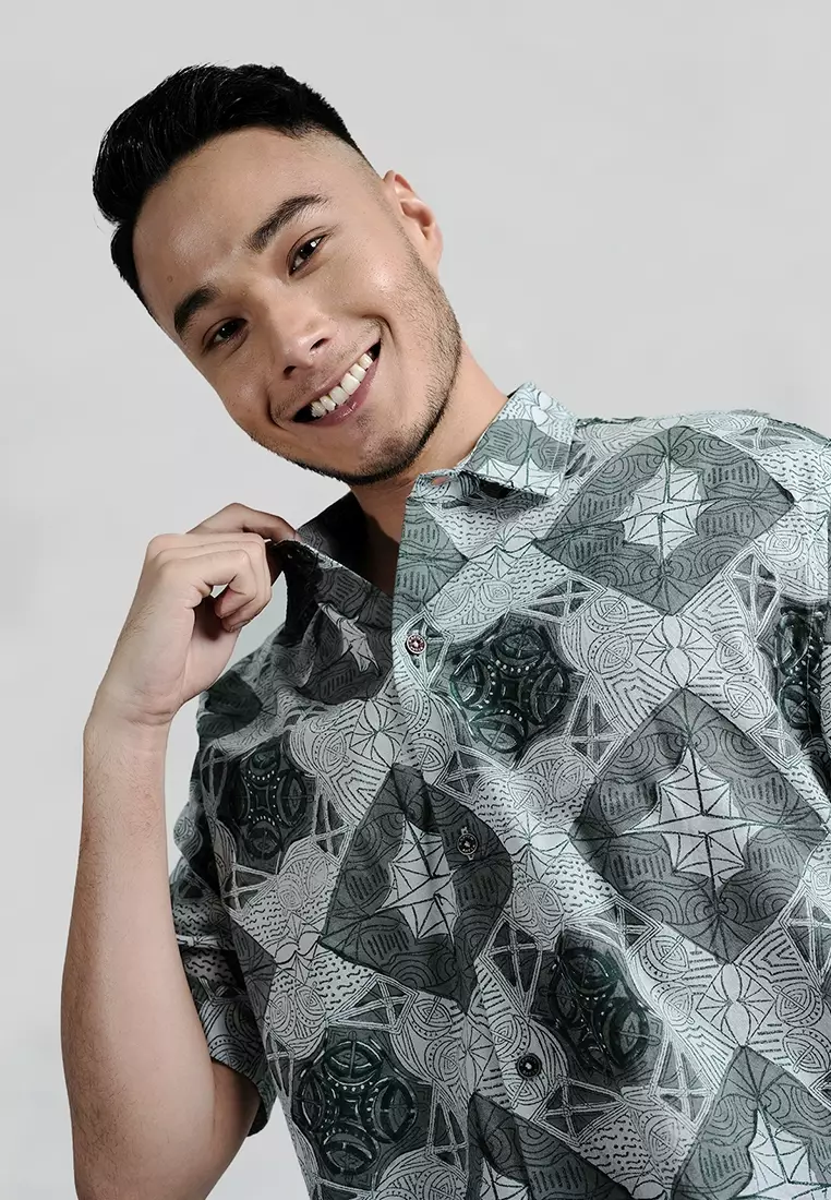 Buy KAPTEN BATIK Maharaja Modern Fit Wau in Jungle Green Online ...