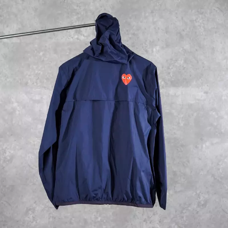 Jual CDG Play Jaket CDG PLAY HEART RED X KWAY NAVY ZIP TRACK JACKET 100 ...