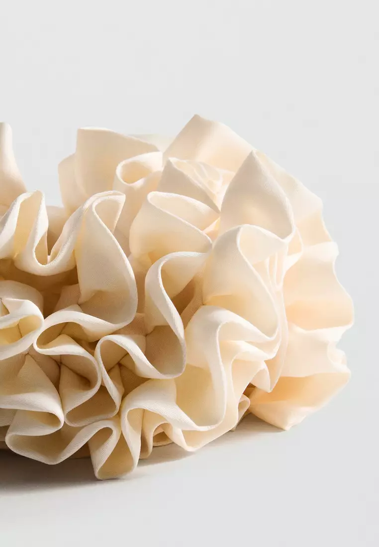Buy Mango Mini Ruffled Scrunchie 2025 Online | ZALORA Philippines