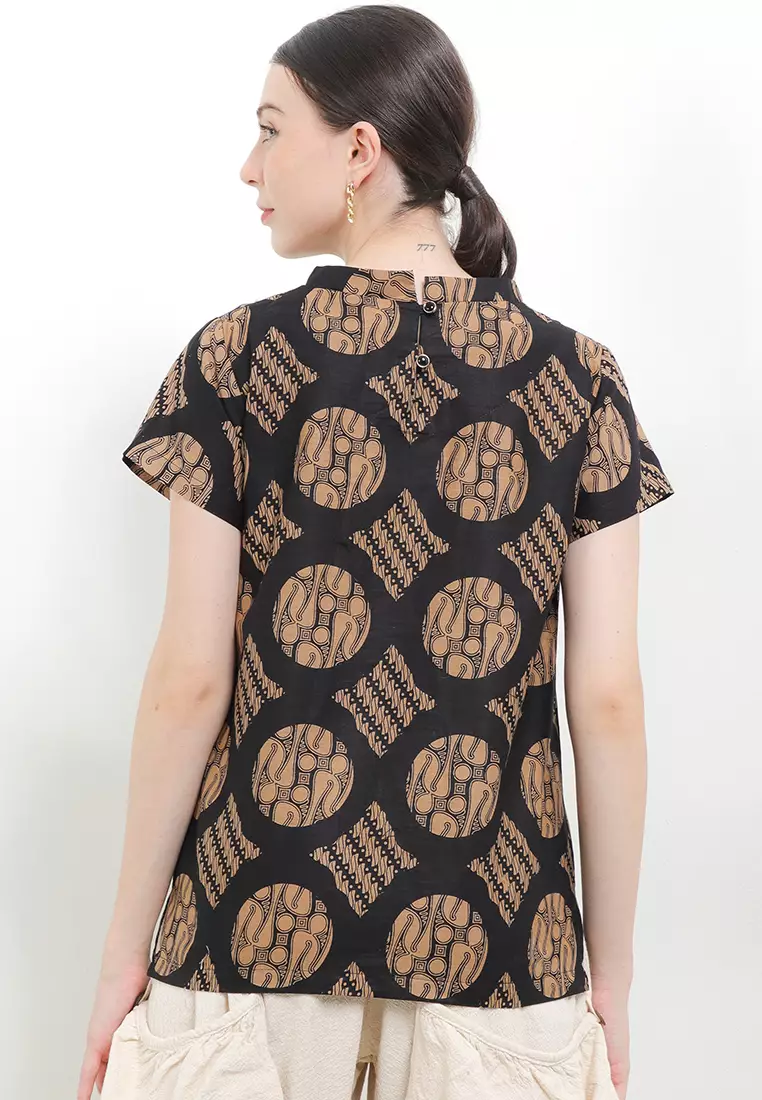 Jual Batik First Blouse Kupnat Turtle Cap-Slv Original 2026 | ZALORA ...
