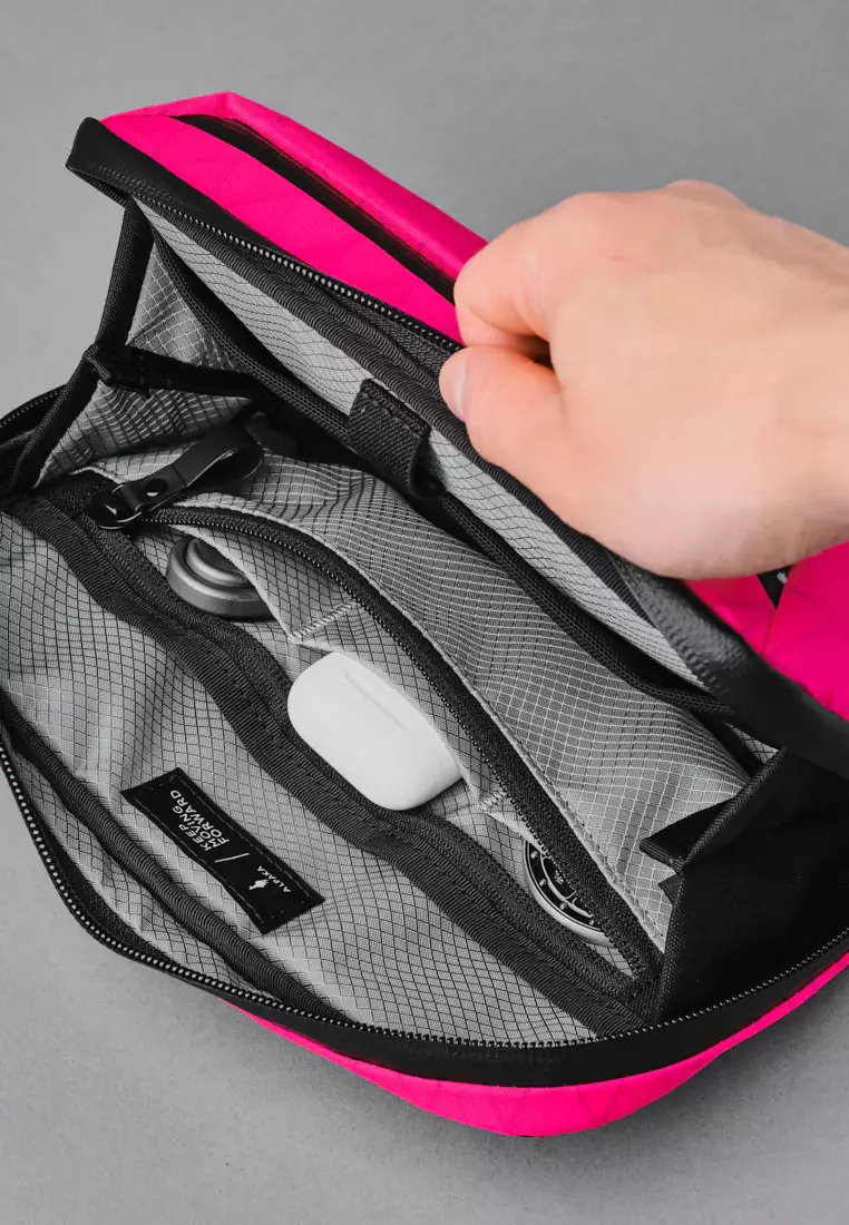 Jual Alpaka Alpaka Elements Tech Case Mini Kit Pouch Charger Organizer ...