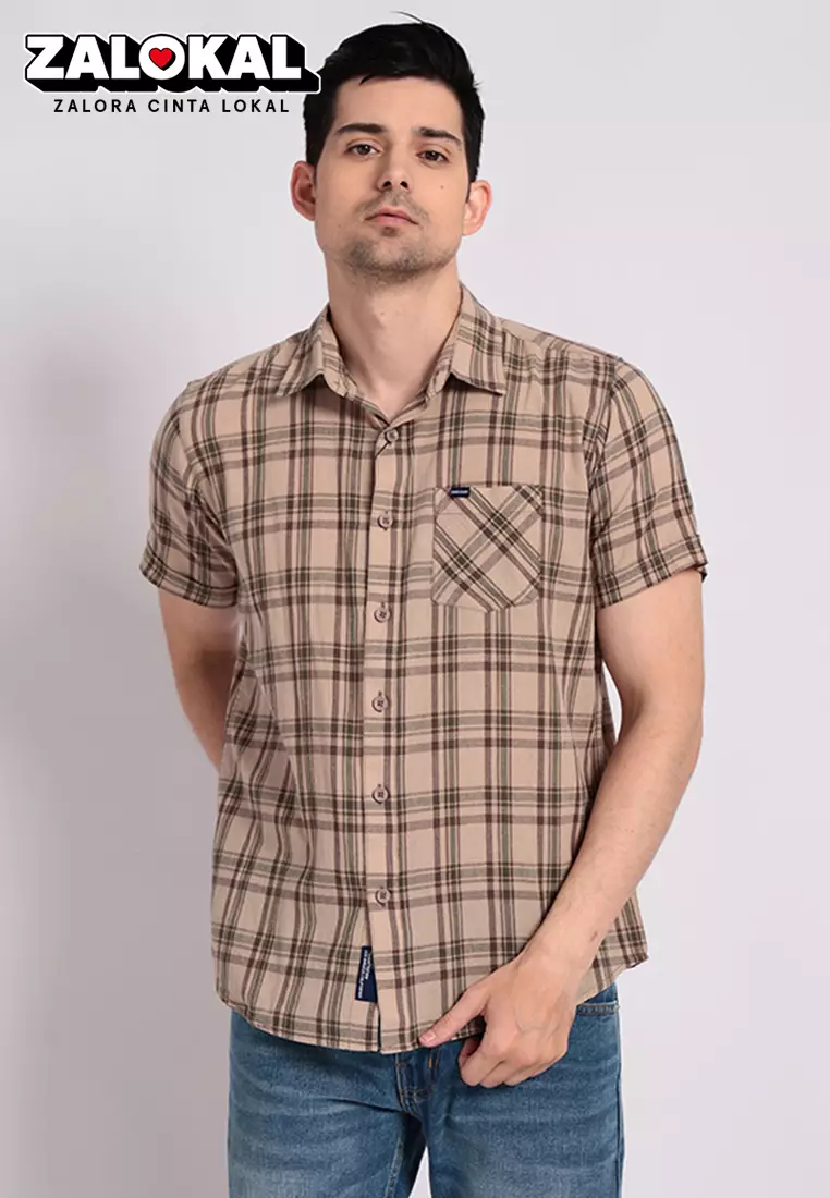 Jual REMIX JEANS Kemeja Reguler E015P21 Original 2025 | ZALORA Indonesia