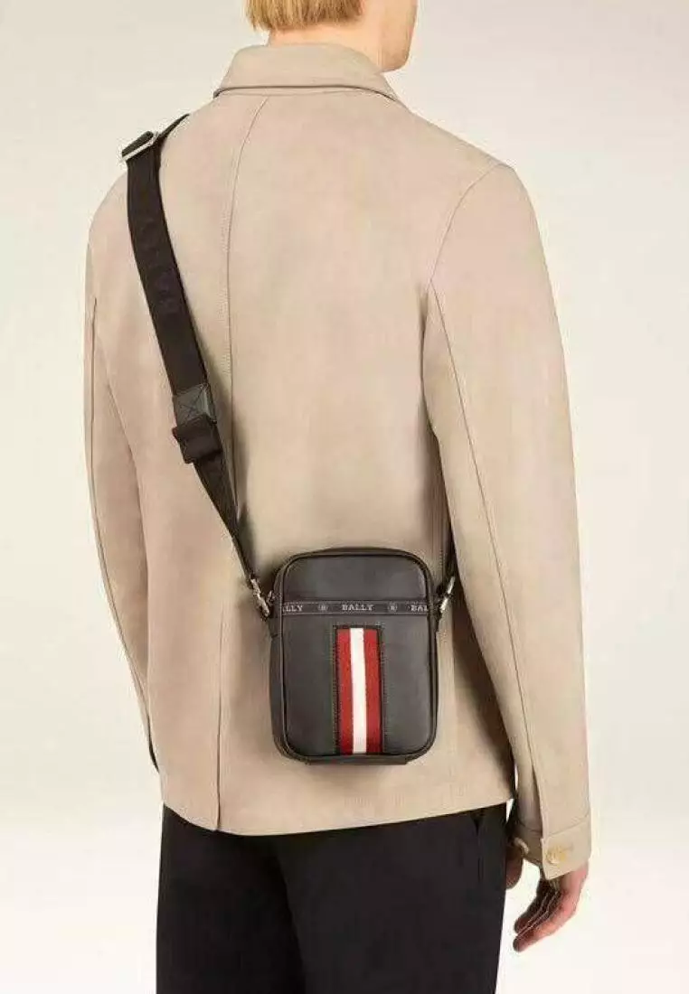 Jual BALLY Bally Heyot Crossbody Bag Black Original 2024 | ZALORA ...