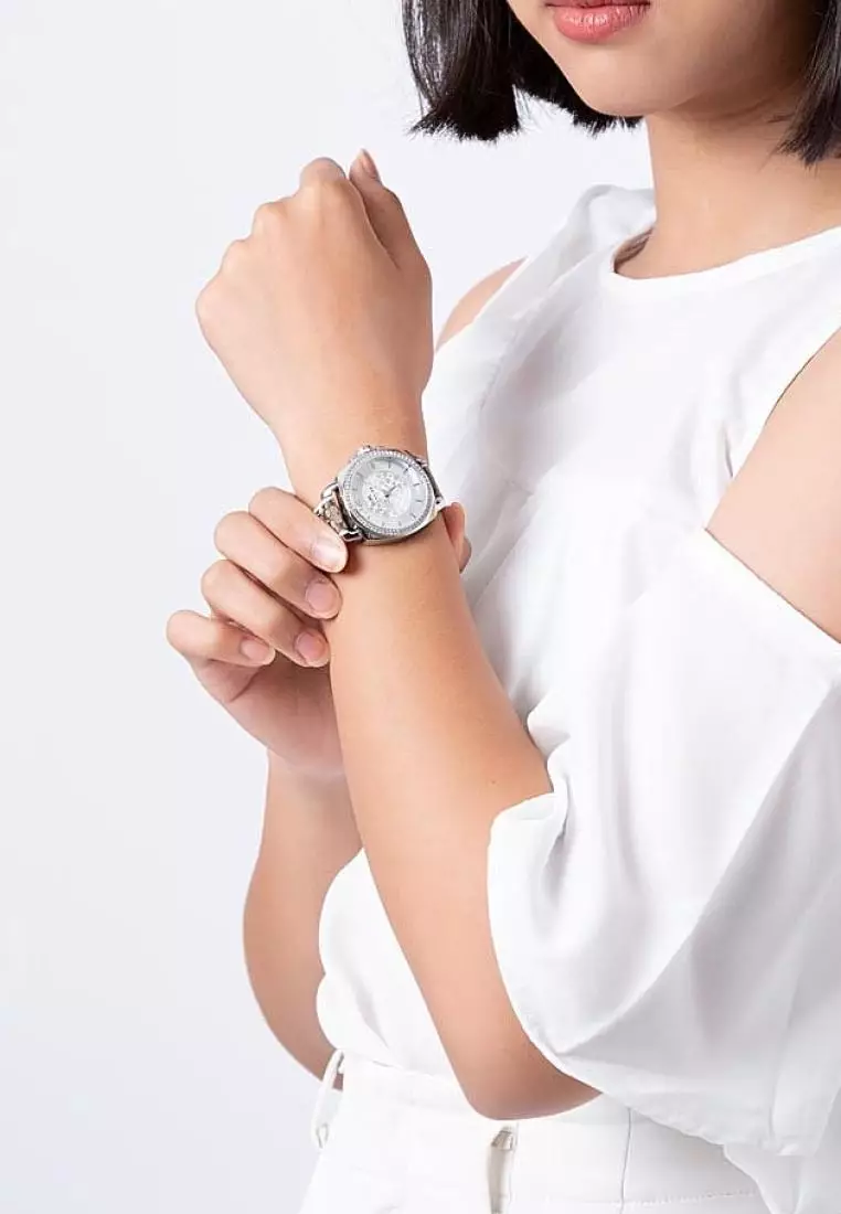 Jual Coach Jam Tangan Wanita Coach Boyfriend Signature Strap Silver ...