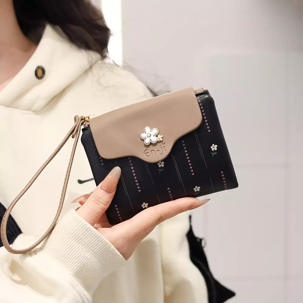 Jual Enji En-ji Sila Wallet Wanita Warna Black Original 2025 | ZALORA ...