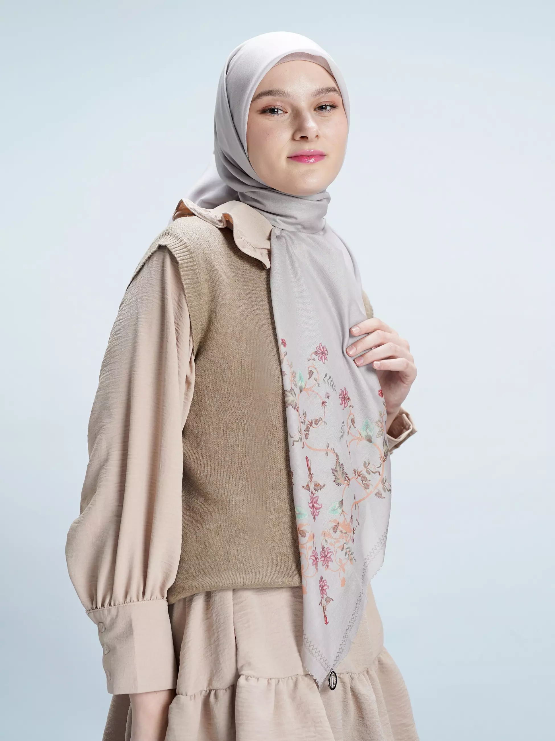 Jual Aleza Aleza - Jiera Scarves Light Taupe Original 2024 | ZALORA ...