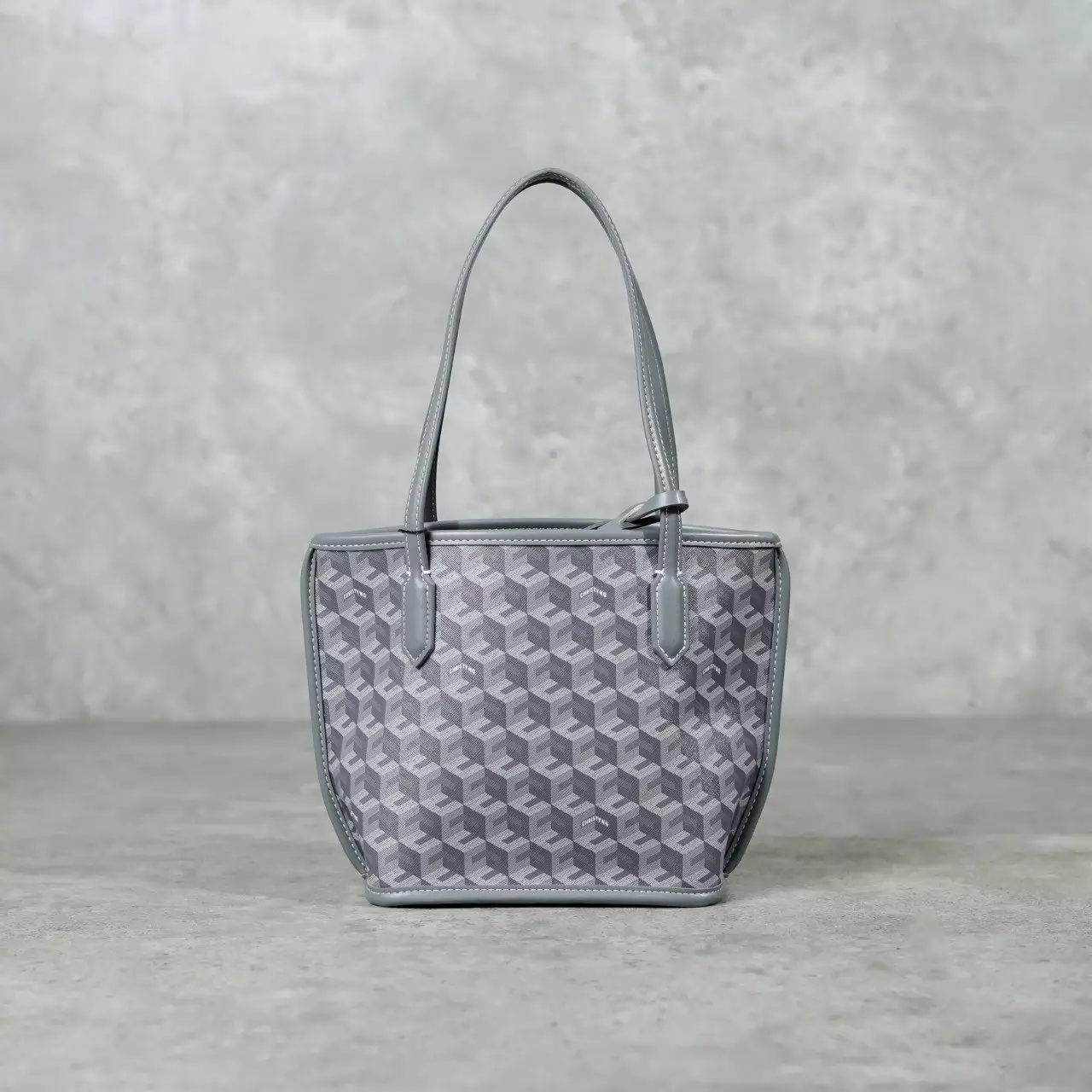 Jual Christy Ng Tas CHRISTY NG RUSSO MONOGRAM PATTERN GREY TOTE BAG ...