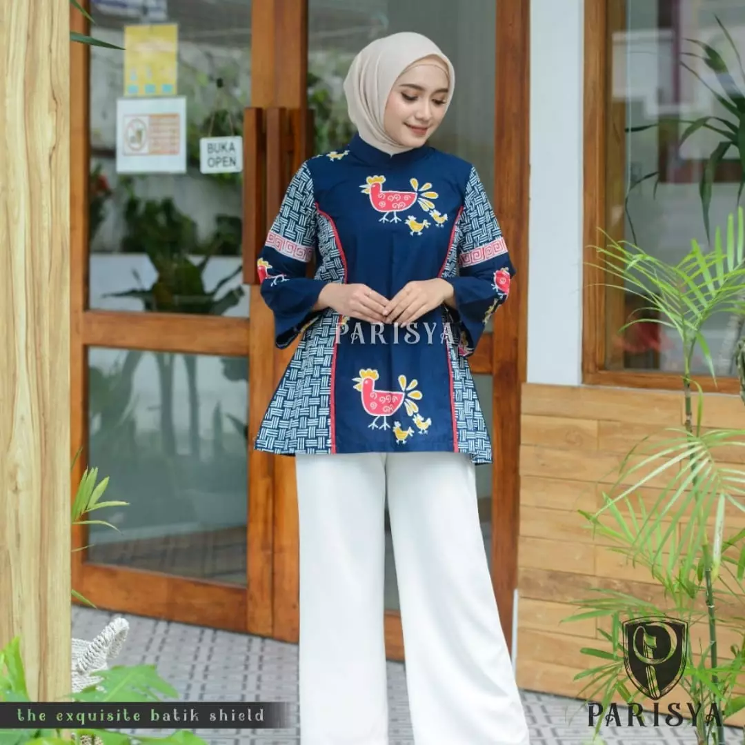 Model Baju Batik Wanita Muslim Modern
