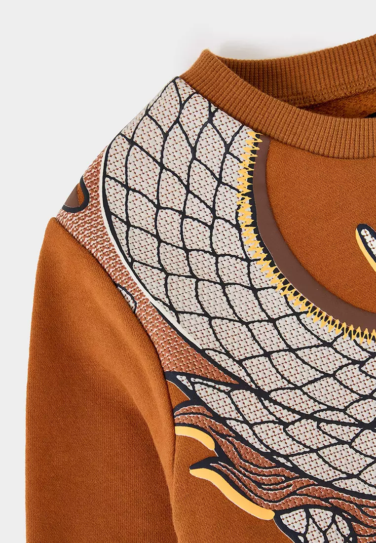 Buy GWD Aiko Tobacco Dragon print sweatshirt 2025 Online | ZALORA
