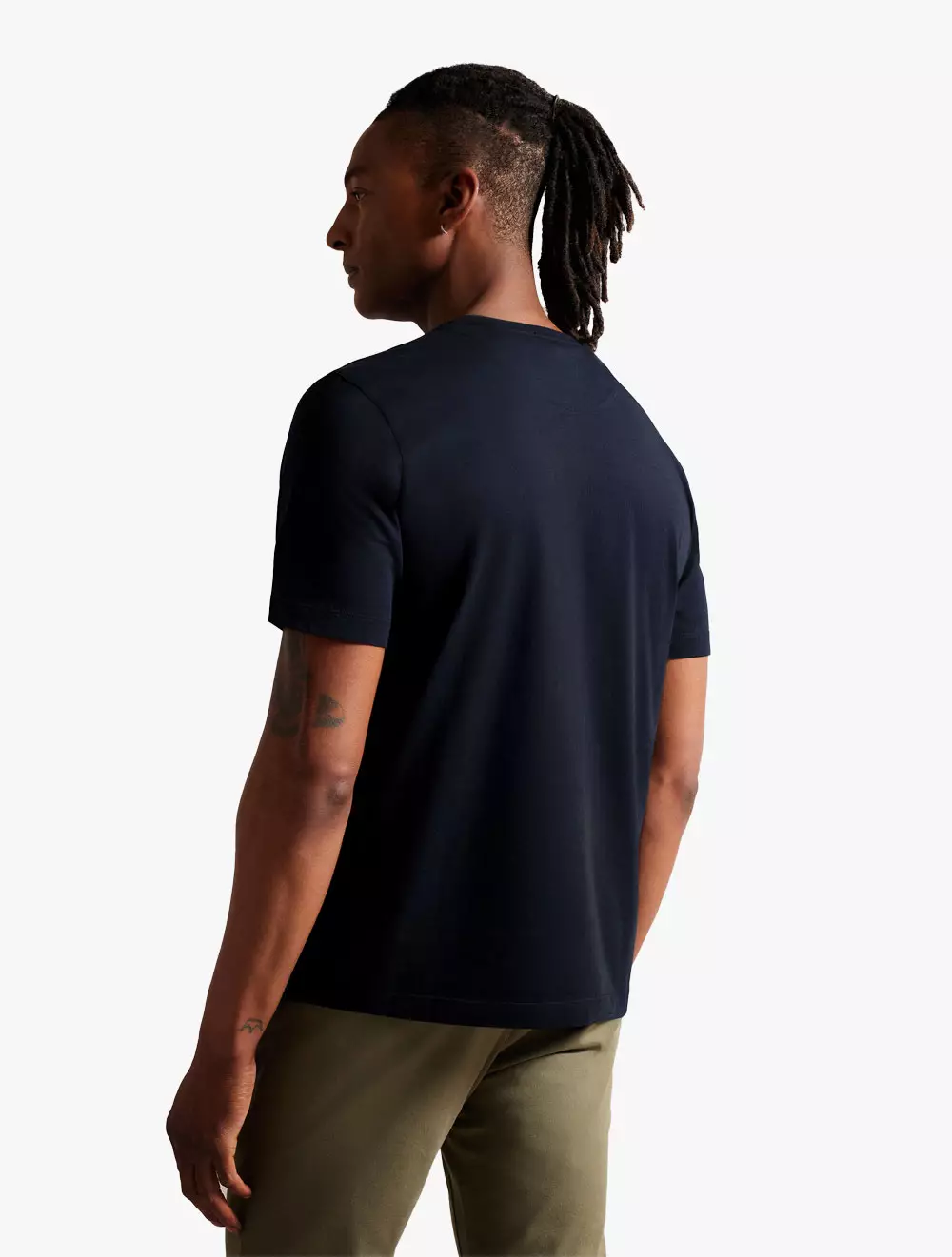 Jual Ted Baker TYWINN Short Sleeve Regular Fit Plain T-shirt - Navy Original 2024 | ZALORA ...