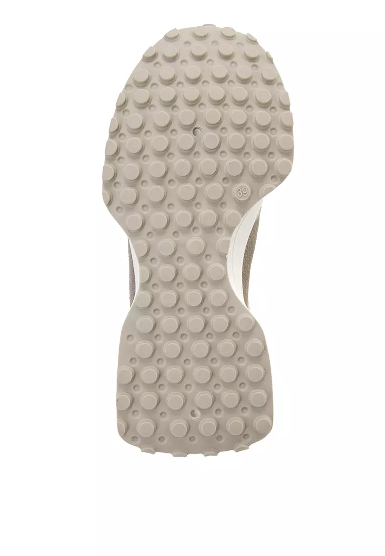 Jual Cardinal Becca 2 Original 2026 | ZALORA Indonesia