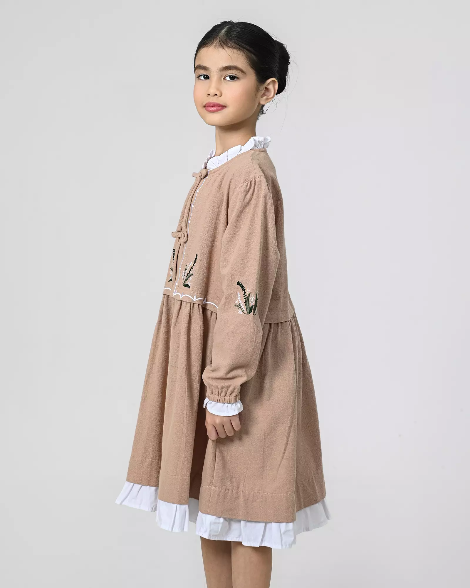 Jual geulis.id Geulis.id PETITO DRESS - PEANUT Original 2026 | ZALORA ...