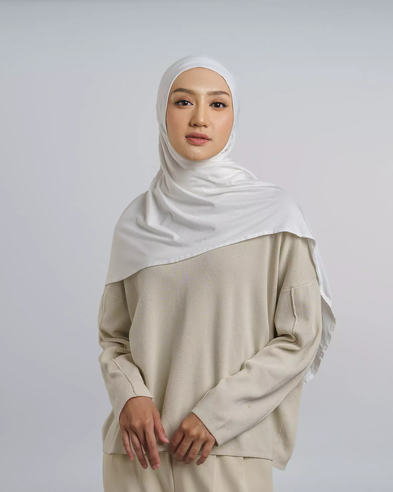 Jual naPocut Tanaya Pashmina Instant - Egg White Original 2024 | ZALORA Indonesia