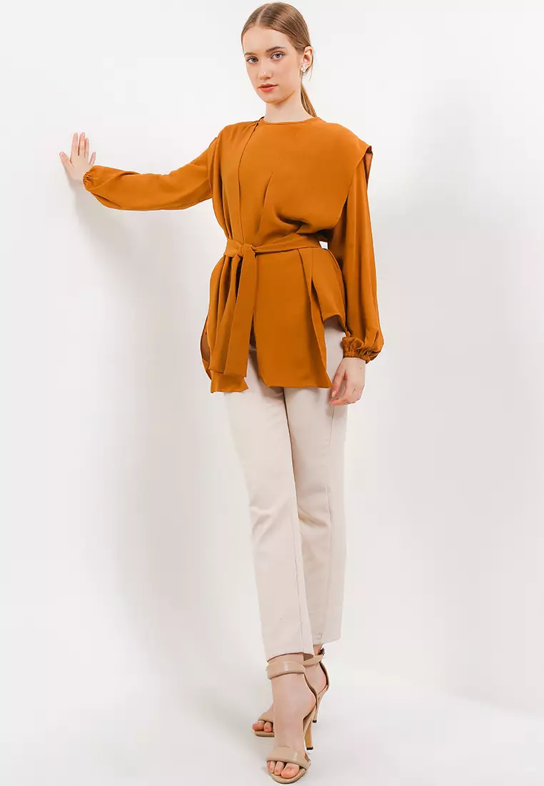 Jual HAZELNUT Uty Blouse Original 2025 | ZALORA Indonesia